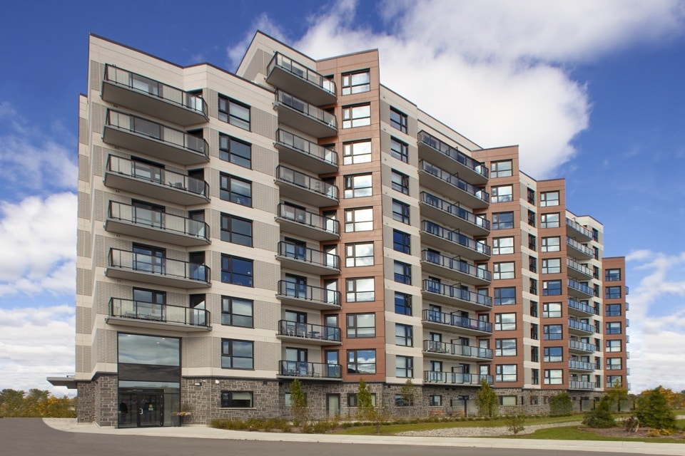 Bayfield Tower Apartments Apartments - 30 Hanmer St W Barrie, ON ...