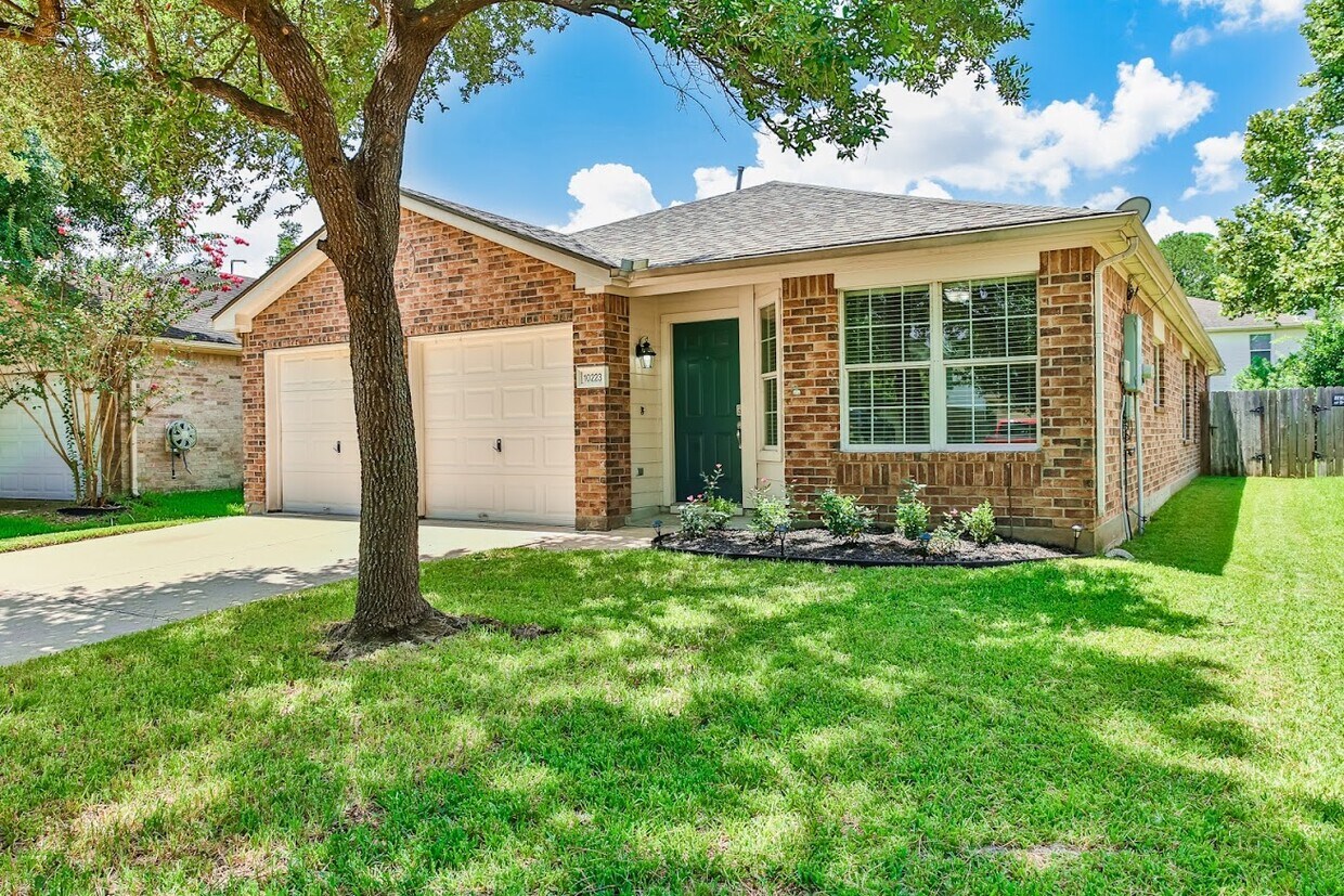 10223 Dr Peridot Cove, Houston, TX 77095 - House Rental in Houston, TX | Apartments.com