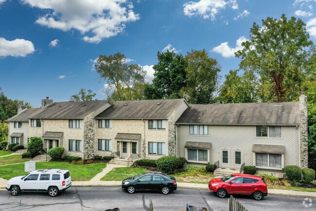 Woodbridge Apartments - Fort Wayne, IN | Apartments.com