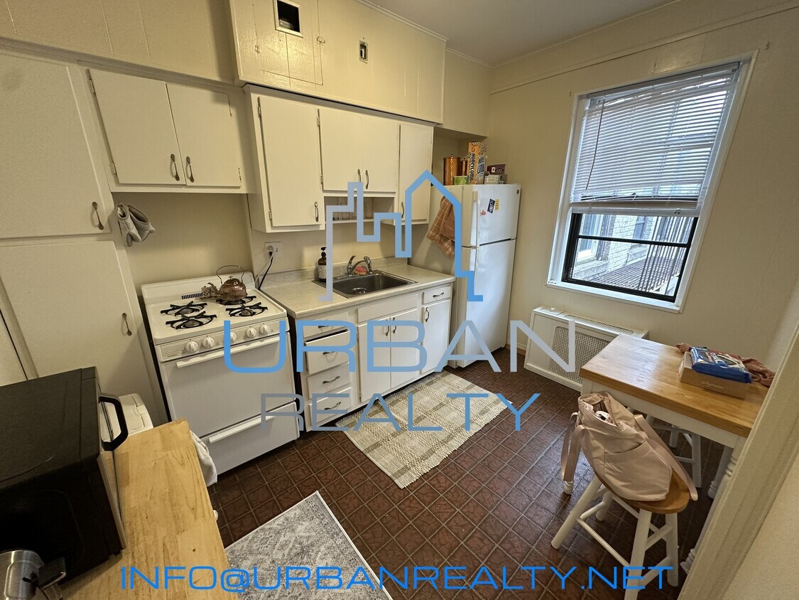 1999 Commonwealth Ave Unit 4, Boston, MA 02135 - 1999 Commonwealth Ave ...