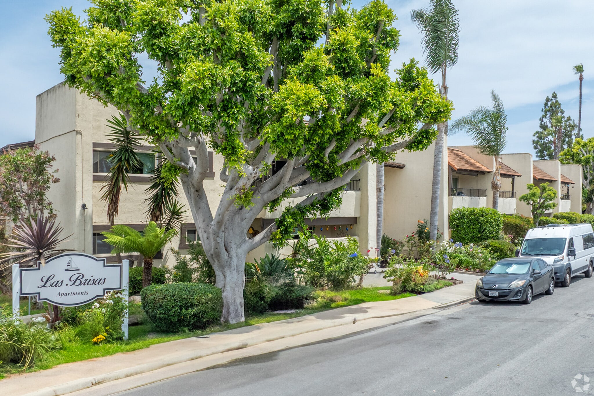 Las Brisas Del Mar - 16552 Sell Cir Huntington Beach, CA 92649 ...