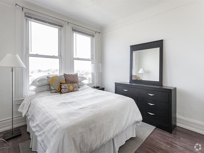 Park Avenue Historic District Apartments for Rent with High Ceilings ...