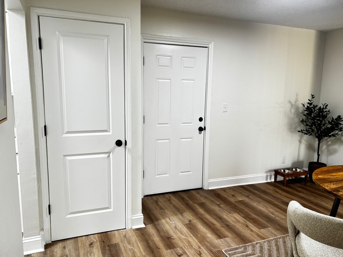 Brookhaven Apartments - 442 Cottage Hill Rd Mobile, AL 36606 ...