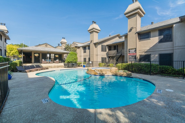 Fox Haven Apartments - Frisco, TX | Apartments.com