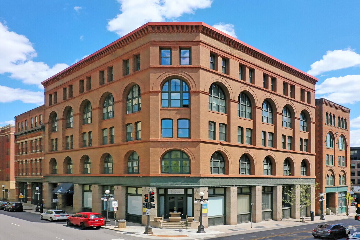 Parkside Apartments - Apartments in Saint Paul, MN | Apartments.com