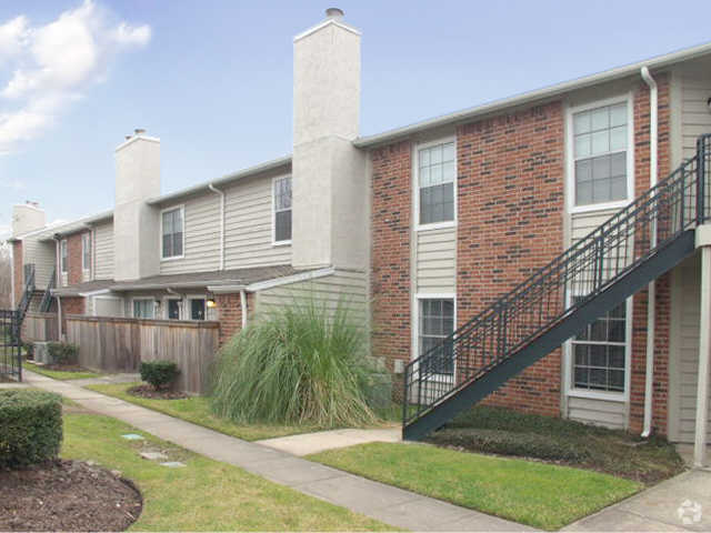 Crescent at Cityview Apartments - Houston, TX | Apartments.com