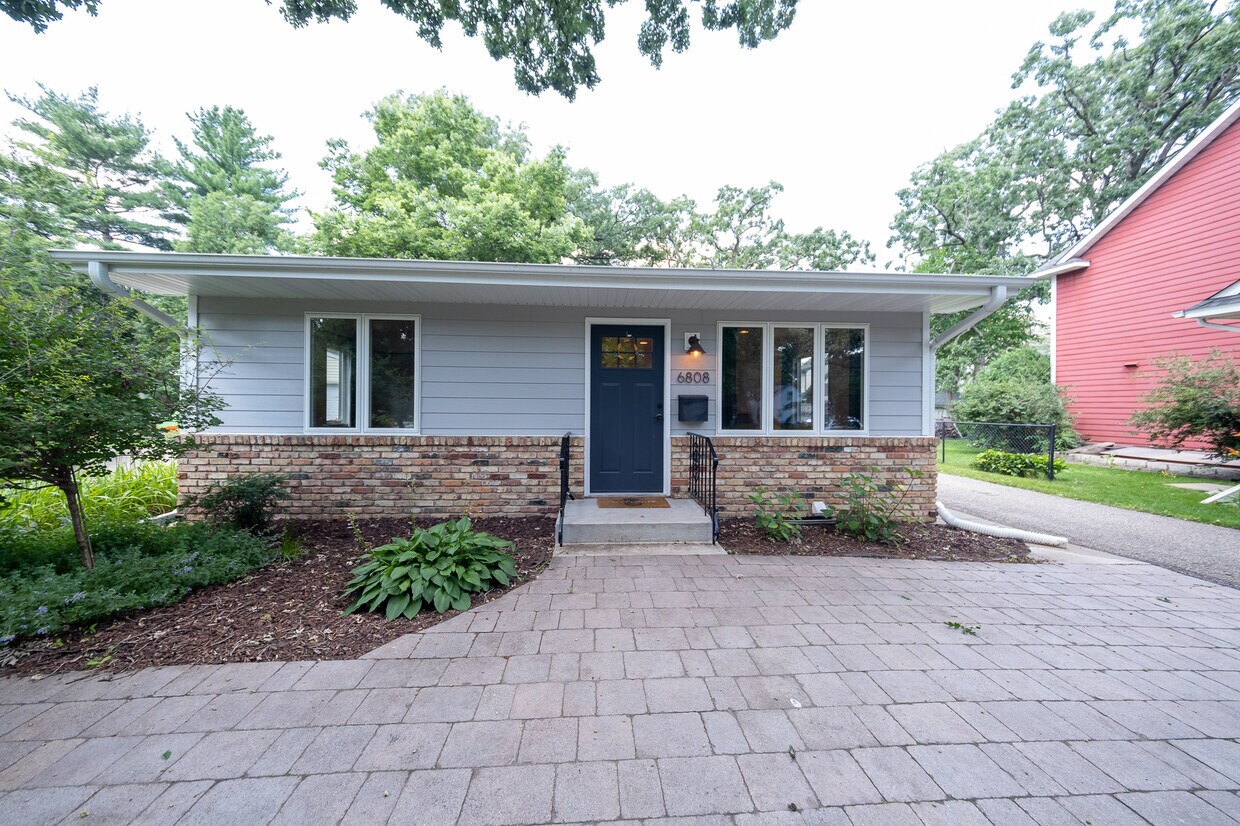 6808 Logan Ave S, Richfield, MN 55423 - House Rental in Richfield, MN | Apartments.com