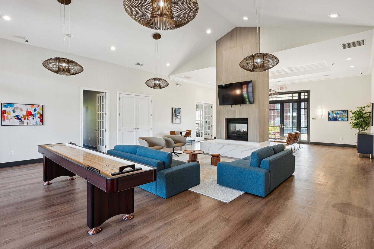 Devonshire Apartments - 1100 Devonshire E Dr Greenwood, IN 46143 ...