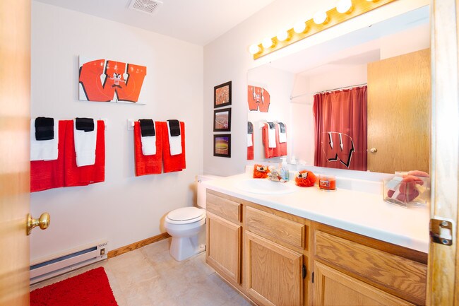 High Point Woods - 1 High Point Oaks Ln Madison, WI | Apartments.com