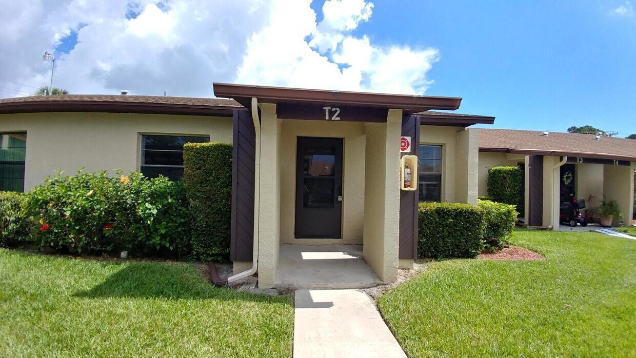 6040 Indrio Rd Unit T-2, Fort Pierce, FL 34951 - Condo for Rent in Fort ...