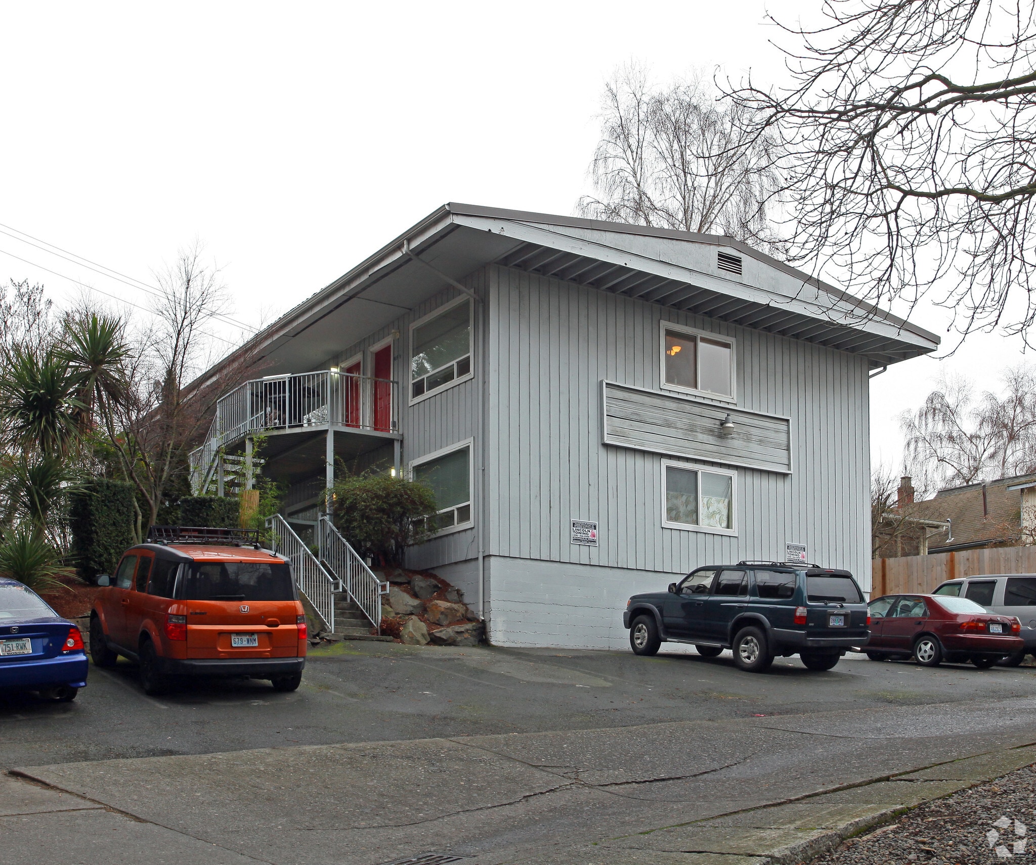 Troll Eye Apts - 905 N 36th St Seattle, WA 98103 | Apartments.com