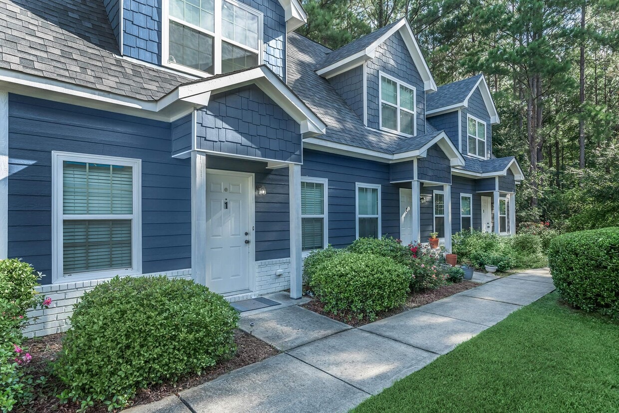 Summertree Apartment Homes - 2150 Stadium Dr Phenix City, AL 36867 ...