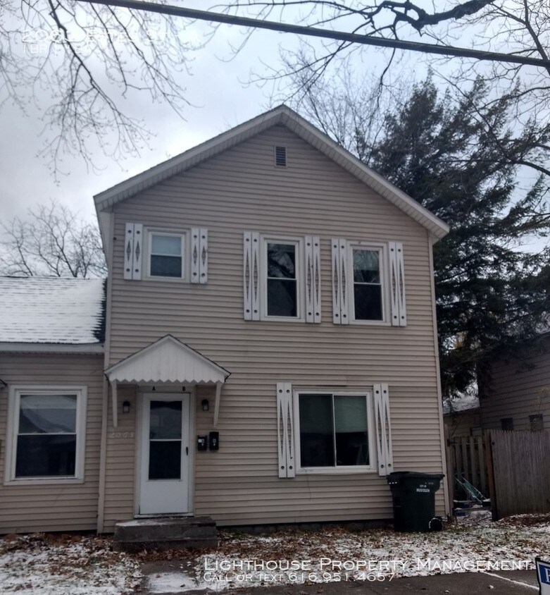 2063 Estes St Unit A, Muskegon, MI 49441 - Room for Rent in Muskegon ...