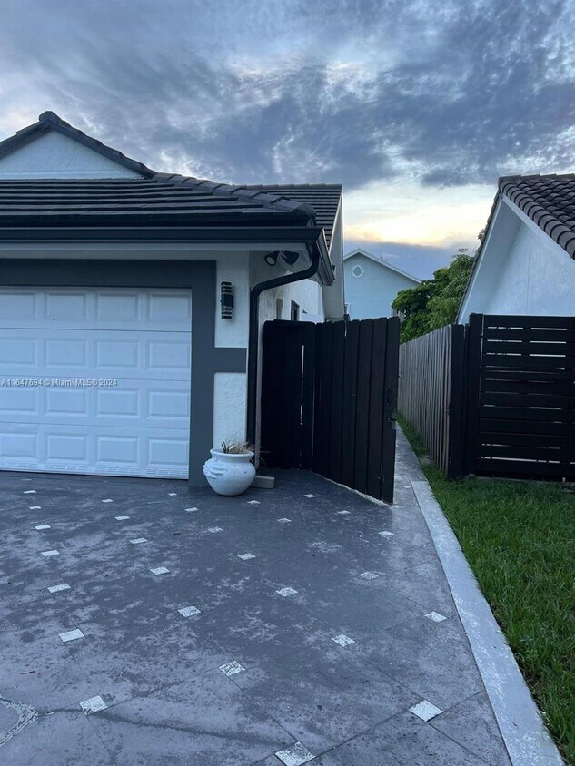 10822 SW 142nd Ct, Miami, FL 33186 - House Rental in Miami, FL ...