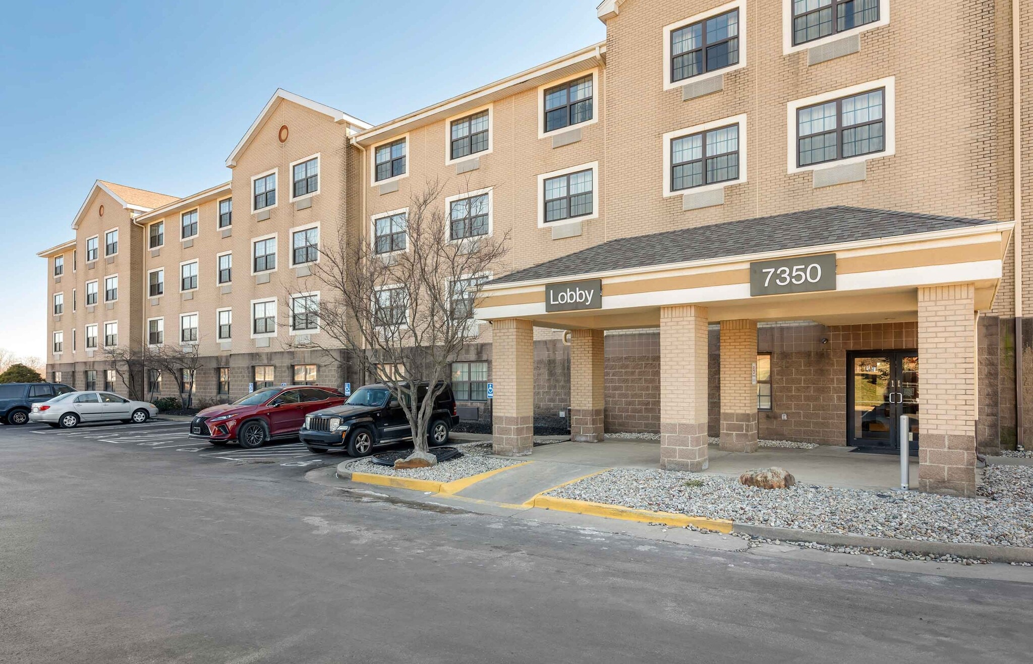 7350 Turfway Rd, Florence, KY 41042 | Apartments.com