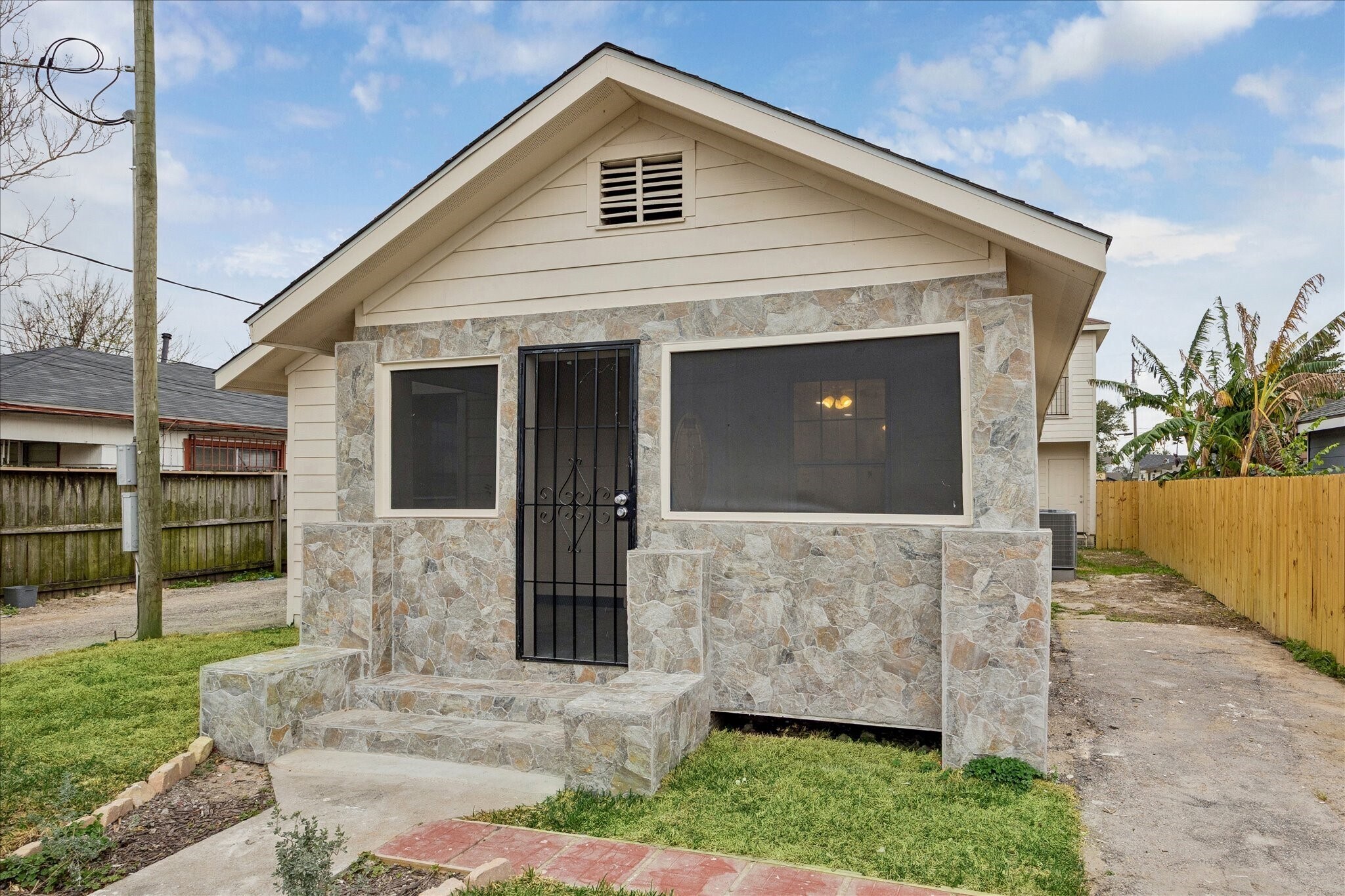 1803 Simpson St, Houston, TX 77020 - House Rental in Houston, TX ...