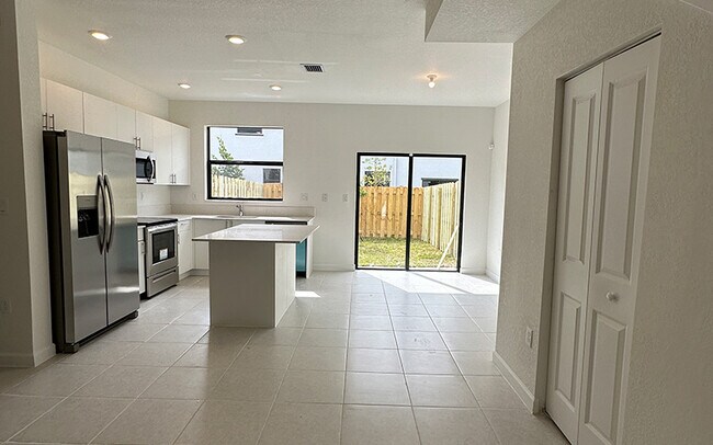 28471 SW 132Nd Ct, Homestead, FL 33033 - House Rental in Homestead, FL ...