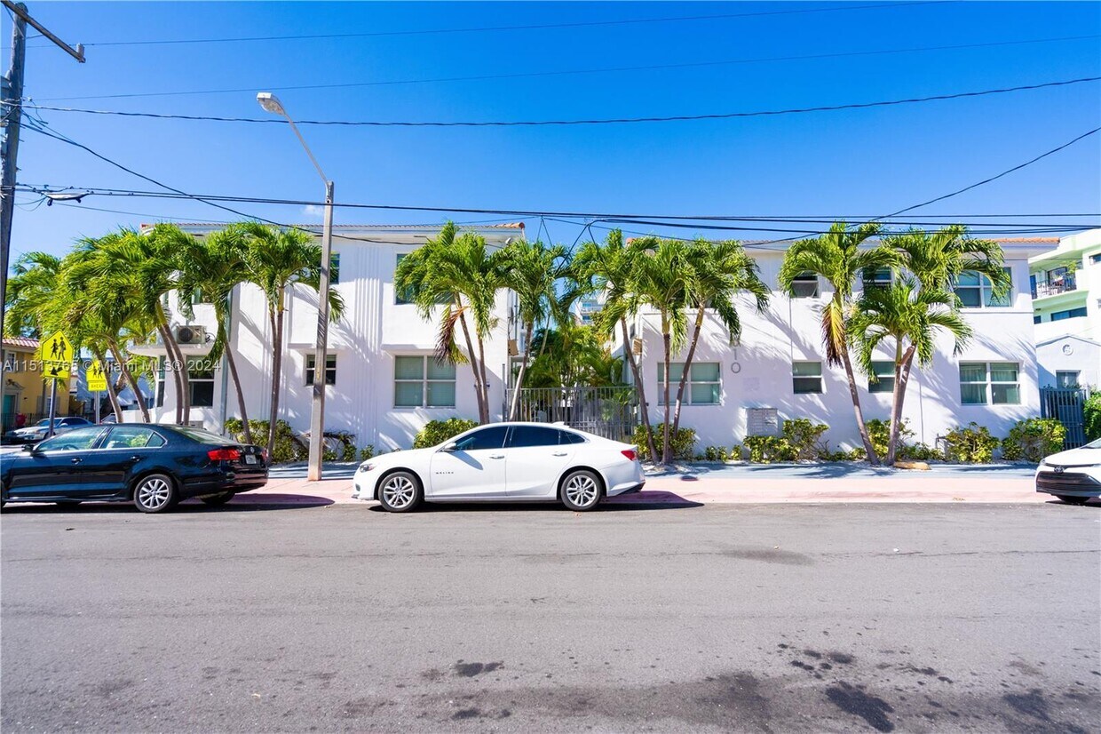 7610 Byron Ave Unit 4, Miami Beach, FL 33141 - Room for Rent in Miami ...