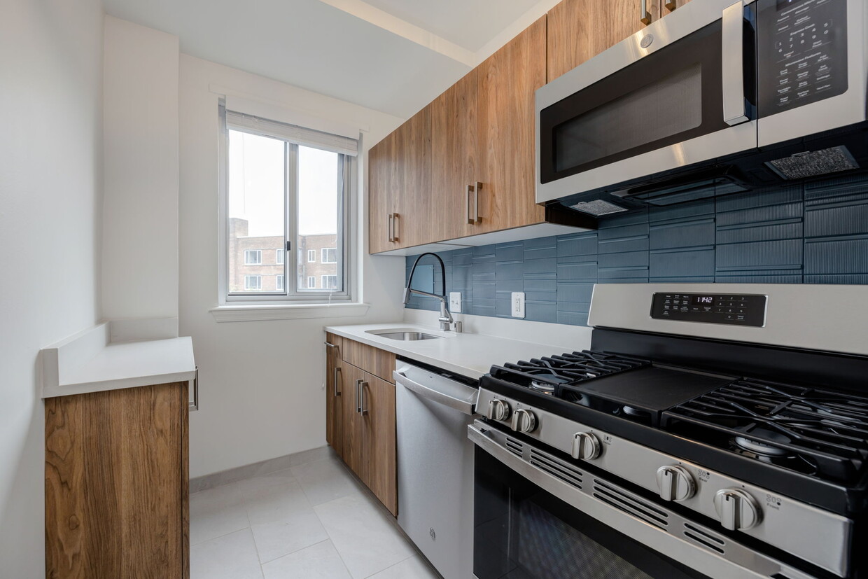 Quebec House Apartments - 2800 Quebec St Nw Washington, DC 20008 ...