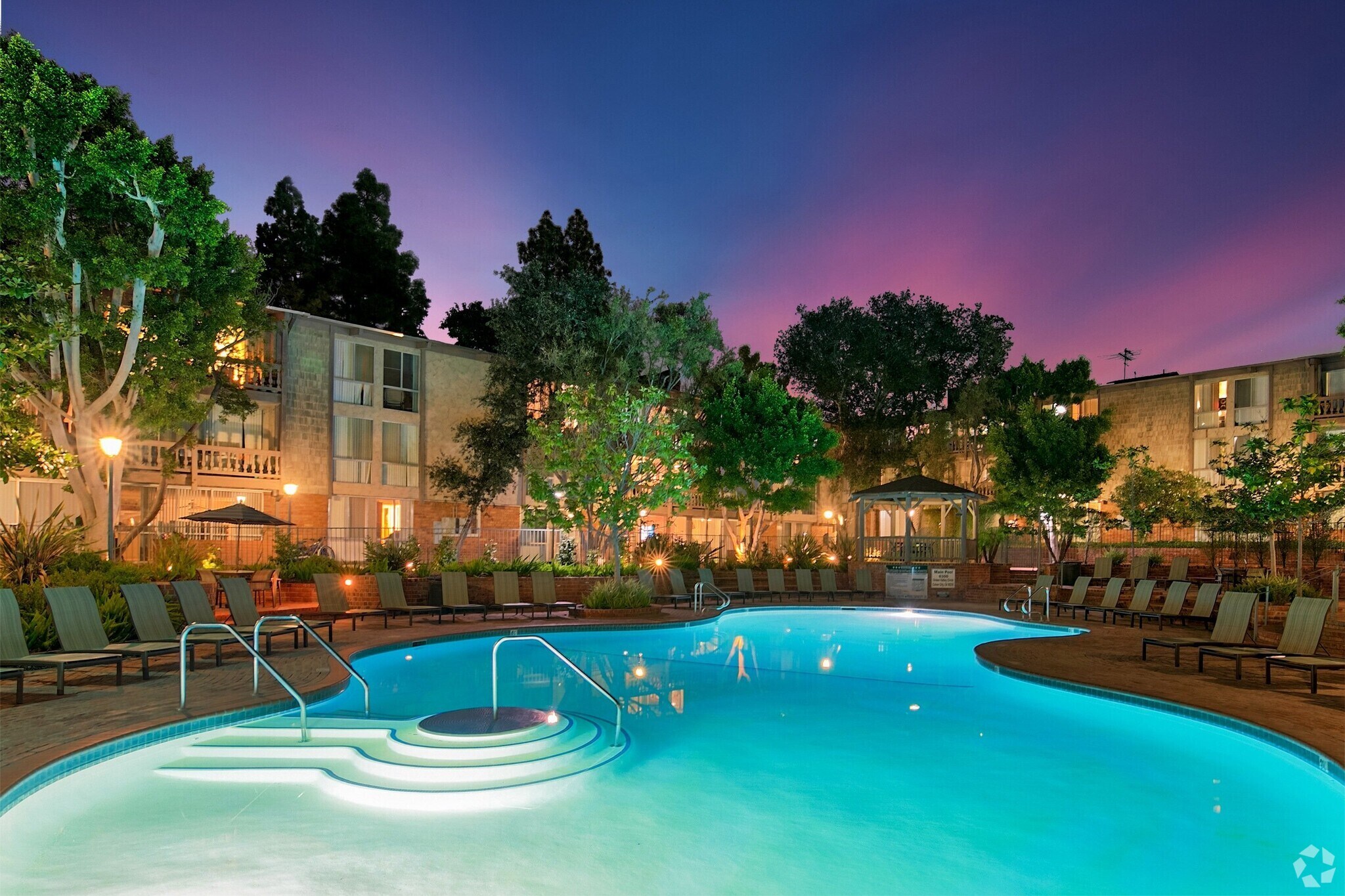 E&S Ring Management Corporation Property Management Company ...