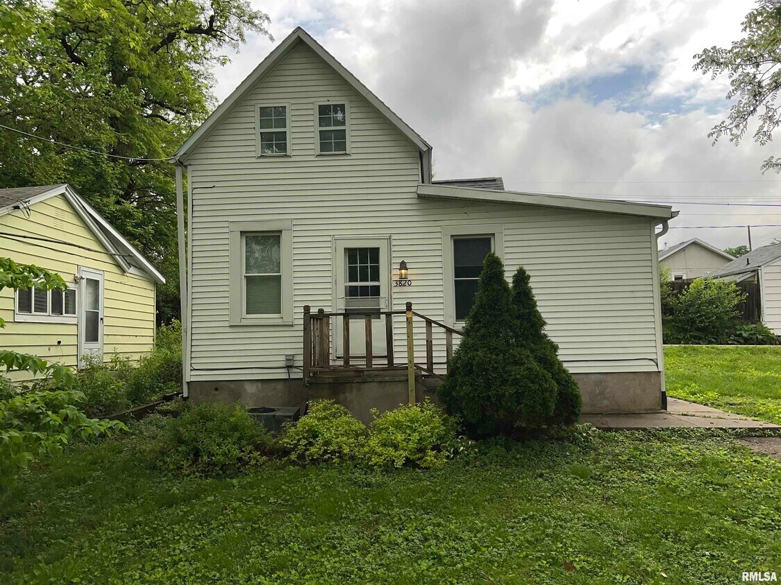 3820 N Faber Ave, Peoria Heights, IL 61616 - House Rental in Peoria ...