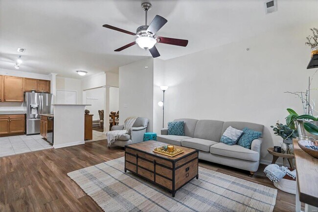 1241 Strassner Dr Unit 1207, Brentwood, MO 63144 - Condo for Rent in ...