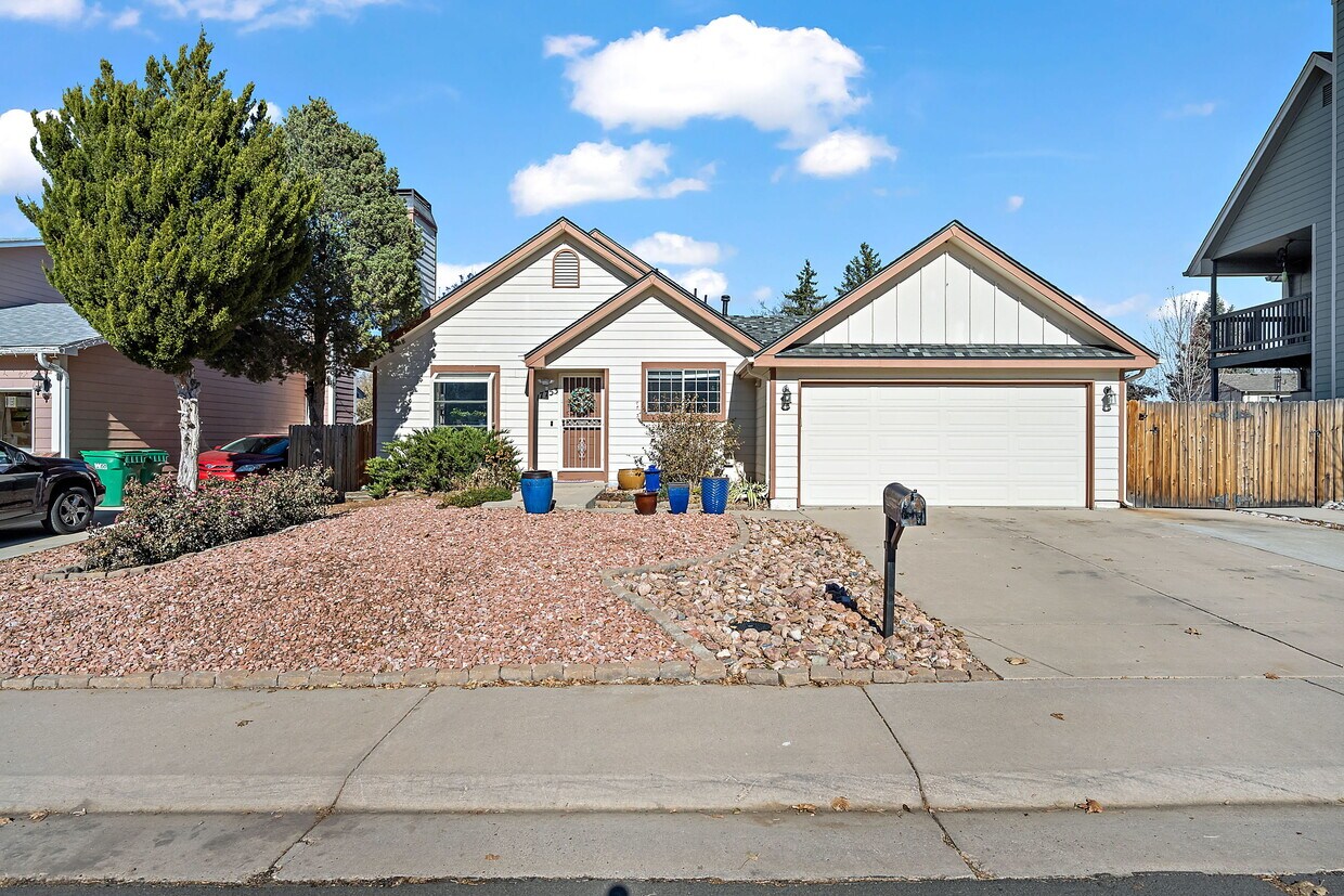 17753 E Bellewood Dr, Aurora, CO 80015 - House Rental in Aurora, CO ...