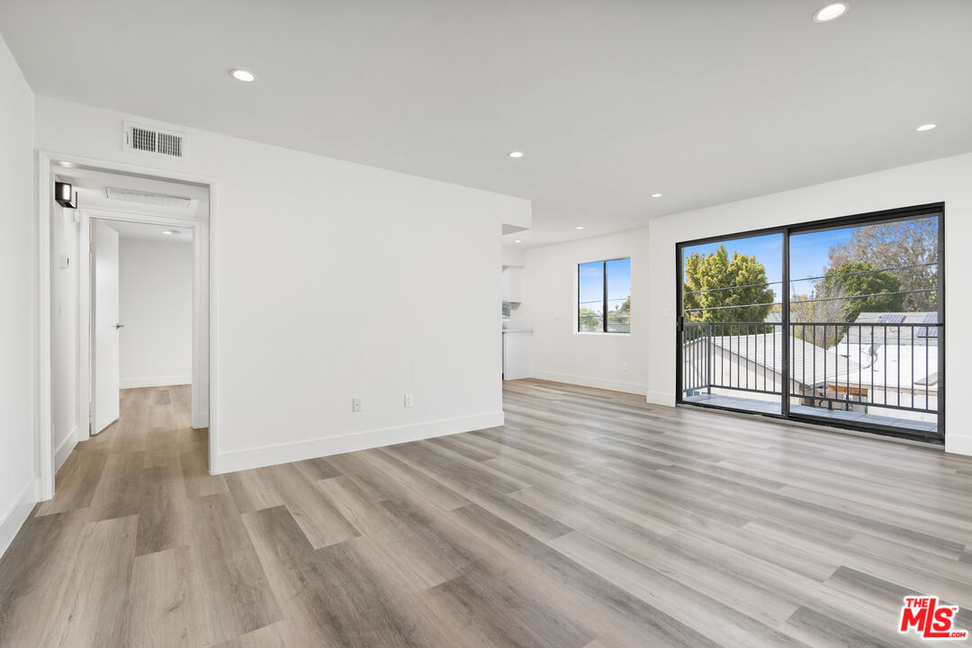 7453 Haskell Ave Unit 5, Los Angeles, CA 91406 - Condo for Rent in Los ...