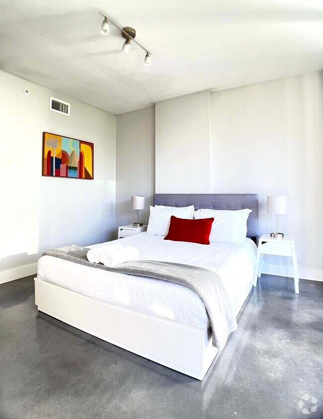 Oceanfront Apartments for Rent with High Ceilings - Miami Beach, FL ...