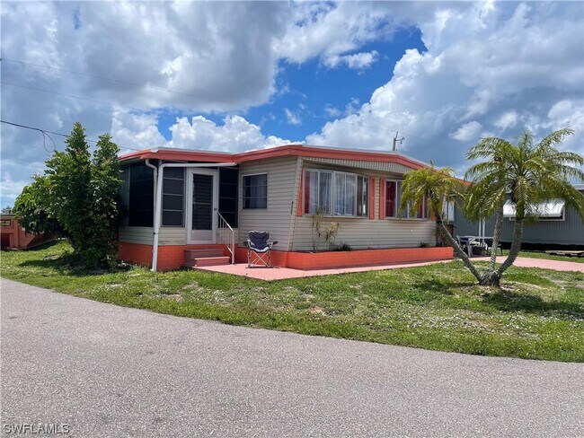 5524 Sir Walters Way, North Fort Myers, FL 33917 - House Rental in ...