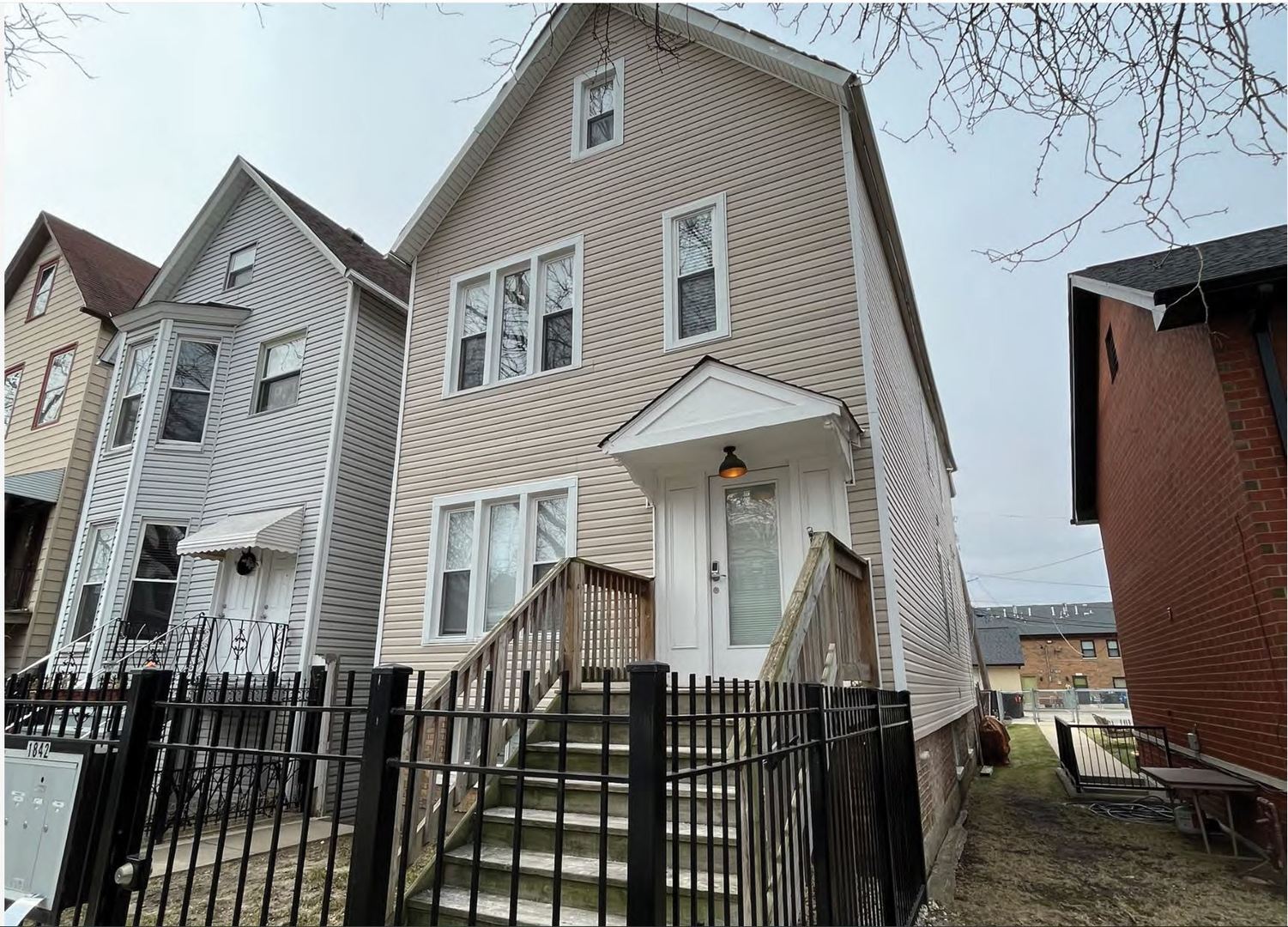1842 N Talman Ave Unit 3, Chicago, IL 60647 - Condo for Rent in Chicago ...
