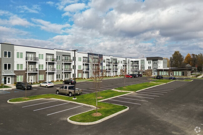 Apartments for Rent Near Trine University - Angola, IN Student Housing ...