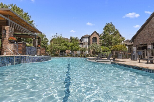 Asheville at Spring Branch - Apartments in Houston, TX | Apartments.com