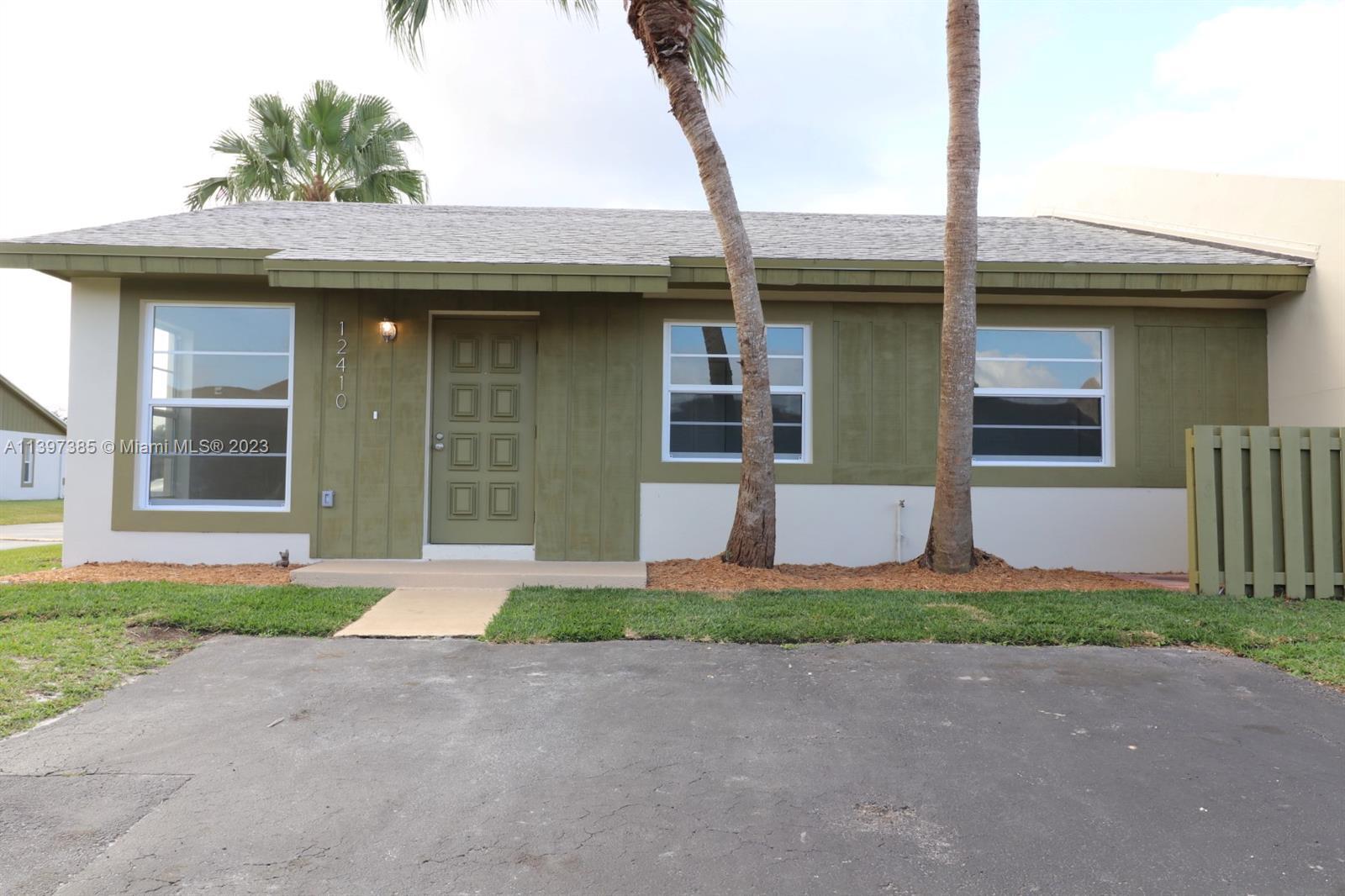 12410 Sw 110th South Canal St Rd, Miami, FL 33186 - Townhome Rentals in ...