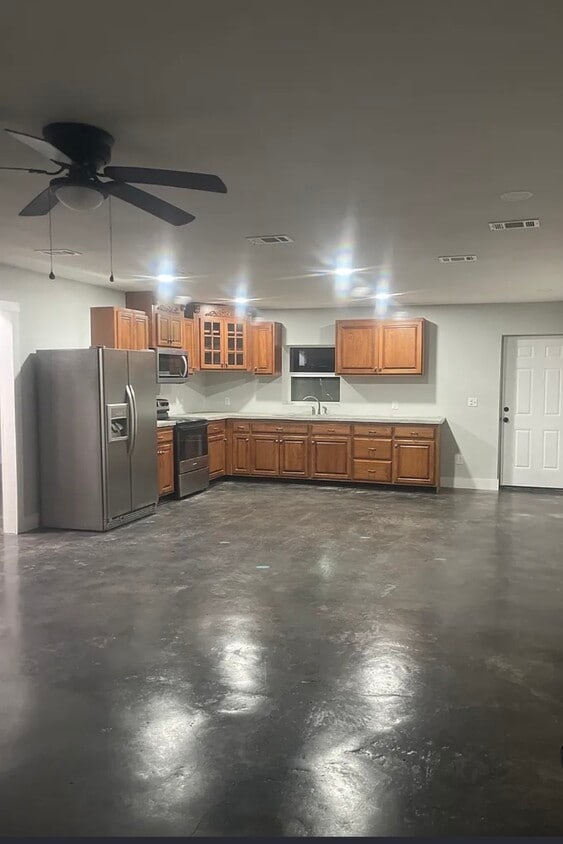 176 Fawn Dr, Webb, AL 36376 - House Rental in Webb, AL | Apartments.com