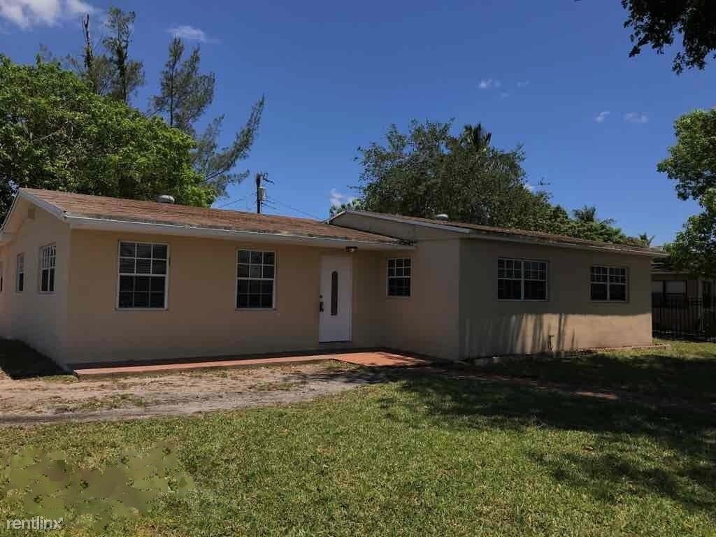 1321 Nw 188Th Terrace, Miami, FL 33169 - House Rental in Miami, FL ...