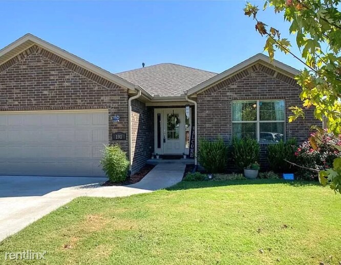 191 Alexandra Loop, Elkins, AR 72727 - House Rental in Elkins, AR | Apartments.com