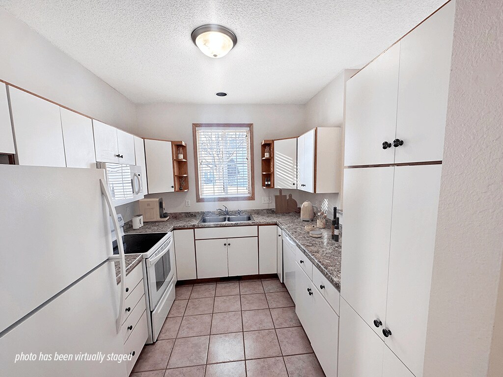 Crystal Bay Townhomes - 2301 Crystal Bay Ct Sw Rochester, MN 55902 ...