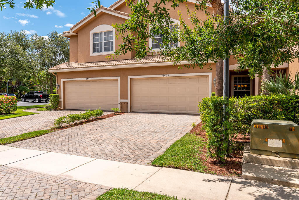 4437 Colony View Dr, Greenacres, FL 33463 - Townhome Rentals in ...