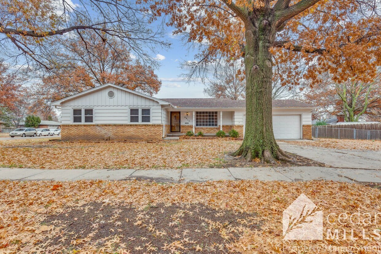 6815 E Zimmerly St, Wichita, KS 67207 - House Rental in Wichita, KS ...