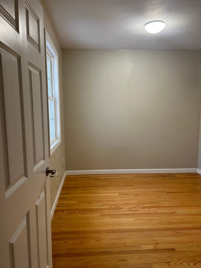 19 Church Ln Unit A, East Lyme, CT 06333 - Apartments in East Lyme, CT ...