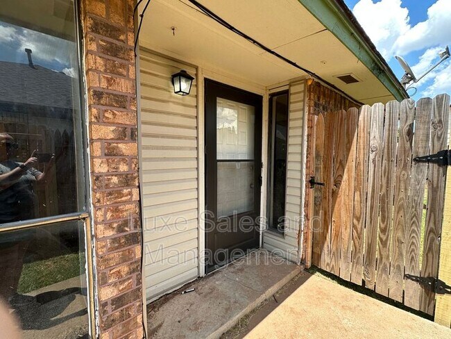 3718 Southwind Ave, Oklahoma City, OK 73179 - House Rental in Oklahoma ...