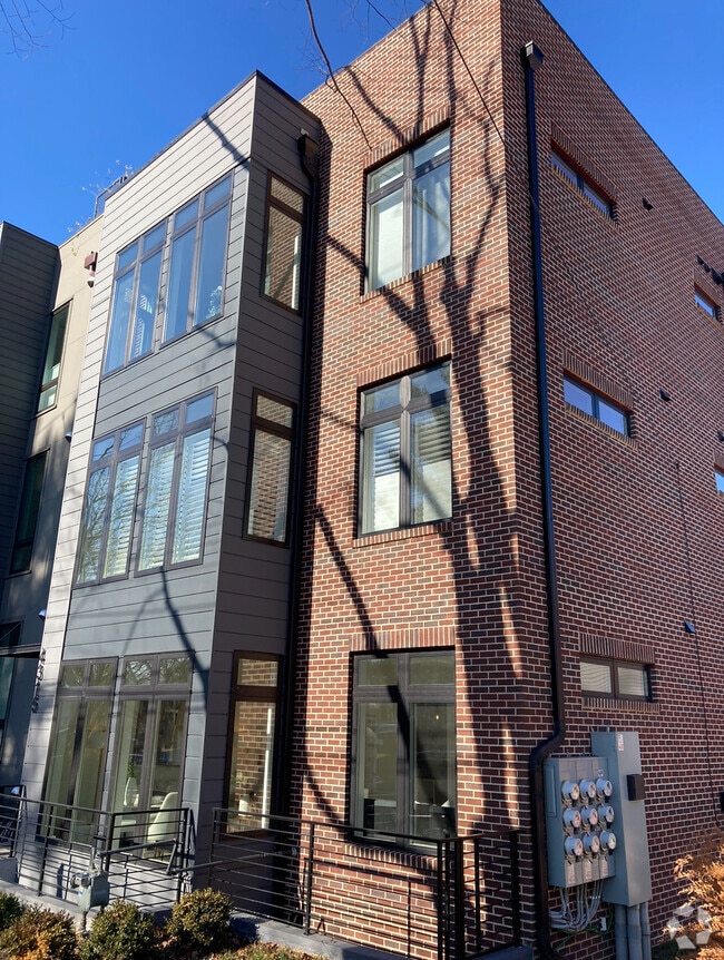 Friendship Heights Apartments for Rent with High Ceilings - Washington ...