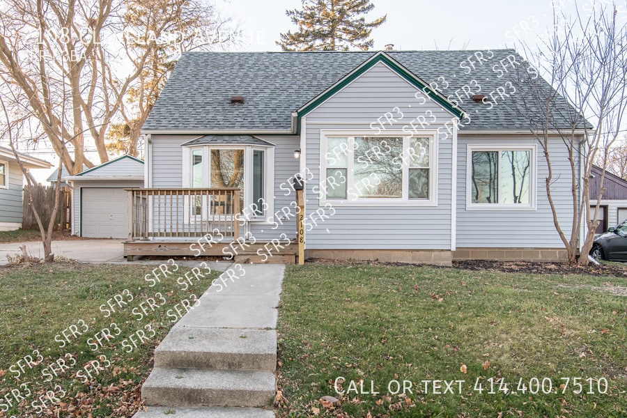 2108 Cleveland Ave, Racine, WI 53405 - House Rental in Racine, WI ...