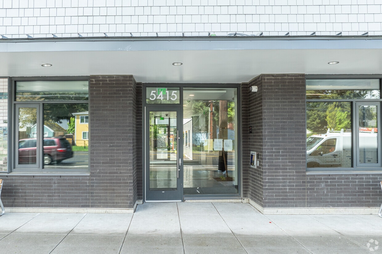 Powellhurst Place - 5416 Se 122nd Ave Portland, OR 97236 | Apartments.com