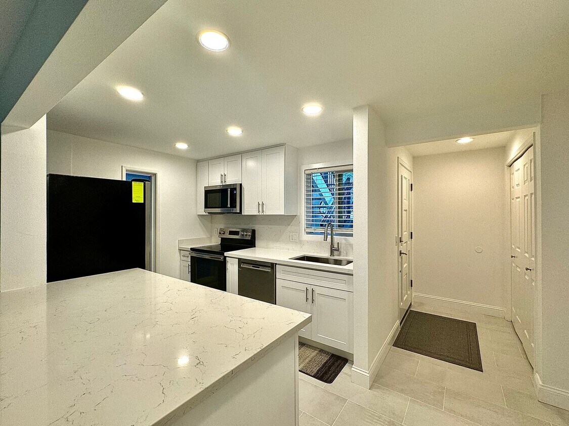 7573 Old Redmond Rd Unit 11, Redmond, WA 98052 - Condo for Rent in ...