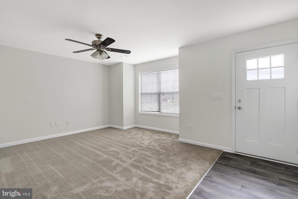 102 SIENNA Ln, Red Lion, PA 17356 - Townhome Rentals in Red Lion PA ...