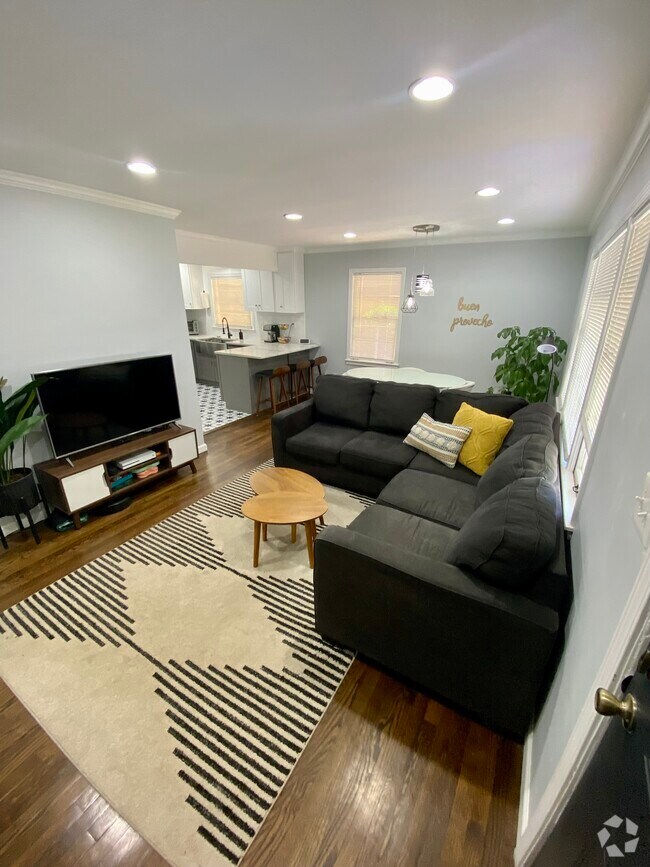 Eastdale Apartments for Rent with a Yard - Decatur, GA - Updated Today ...