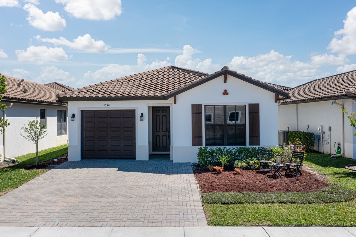 5540 Morino Way, Ave Maria, FL 34142 - House Rental in Ave Maria, FL ...