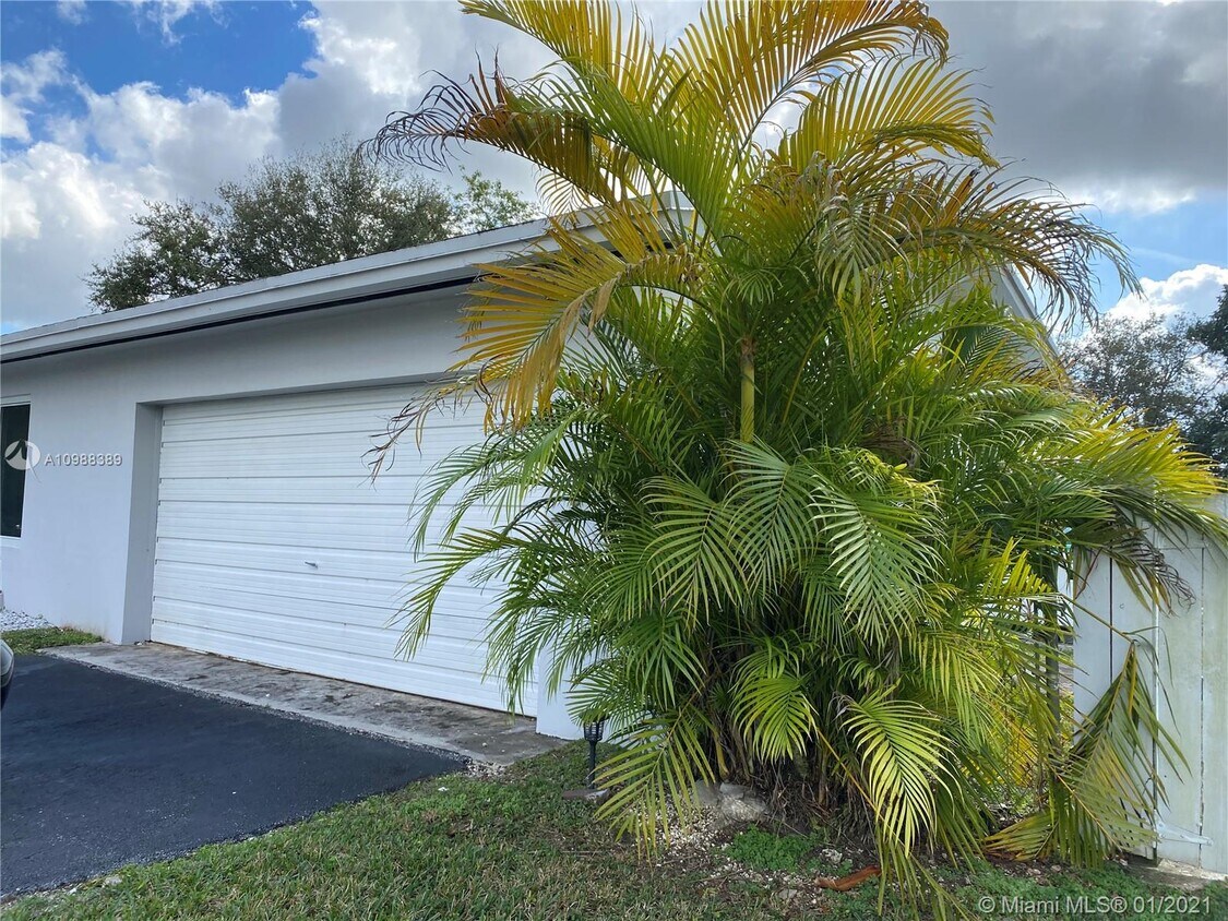 10880 SW 120th St, Miami, FL 33176 - House Rental in Miami, FL ...